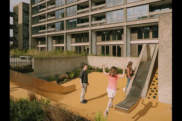 In pictures: Refurbishment of Goldfinger’s iconic Balfron tower | News ...